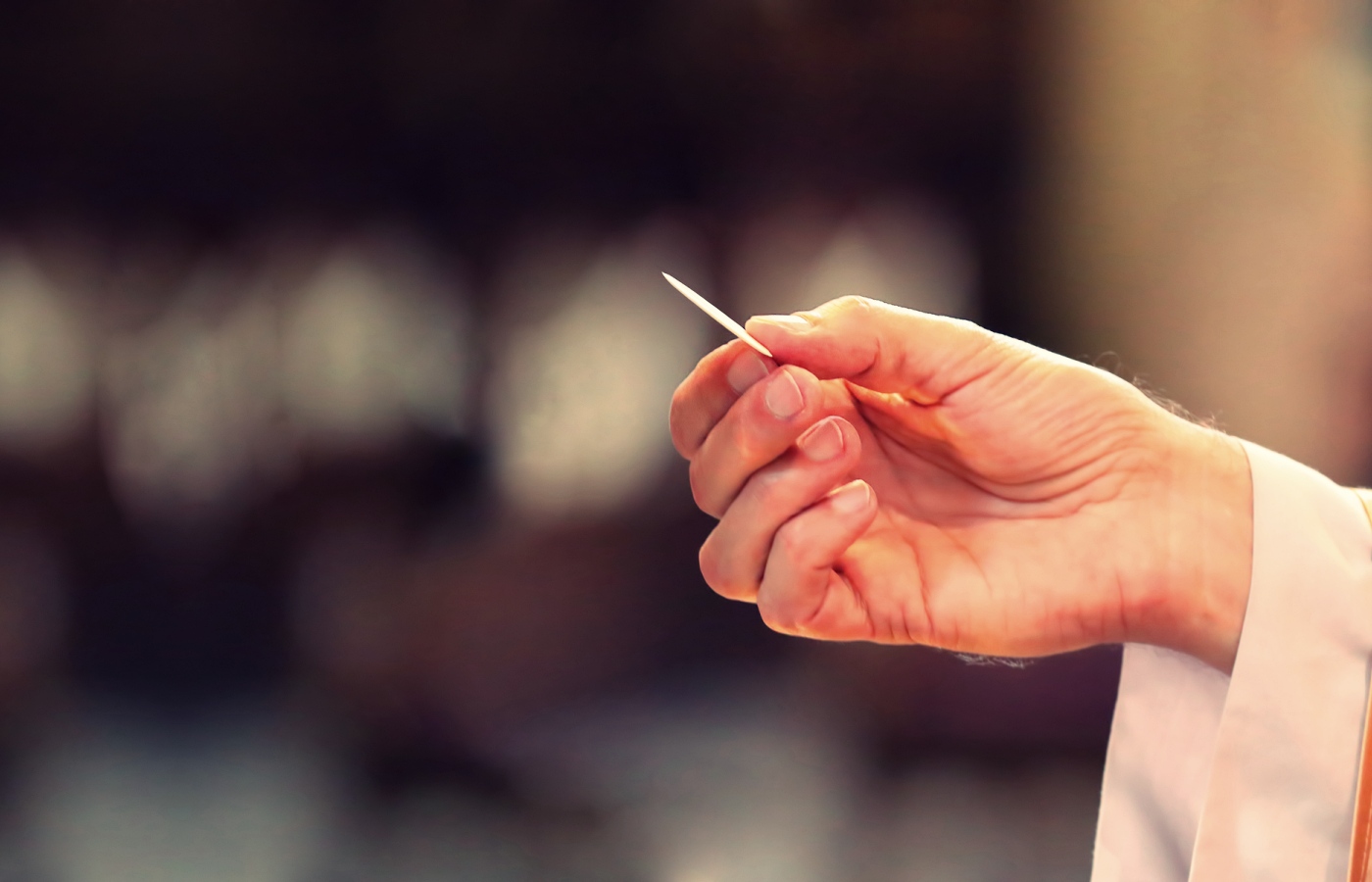 Communion in the Hand? Part I – Countdown to the Kingdom