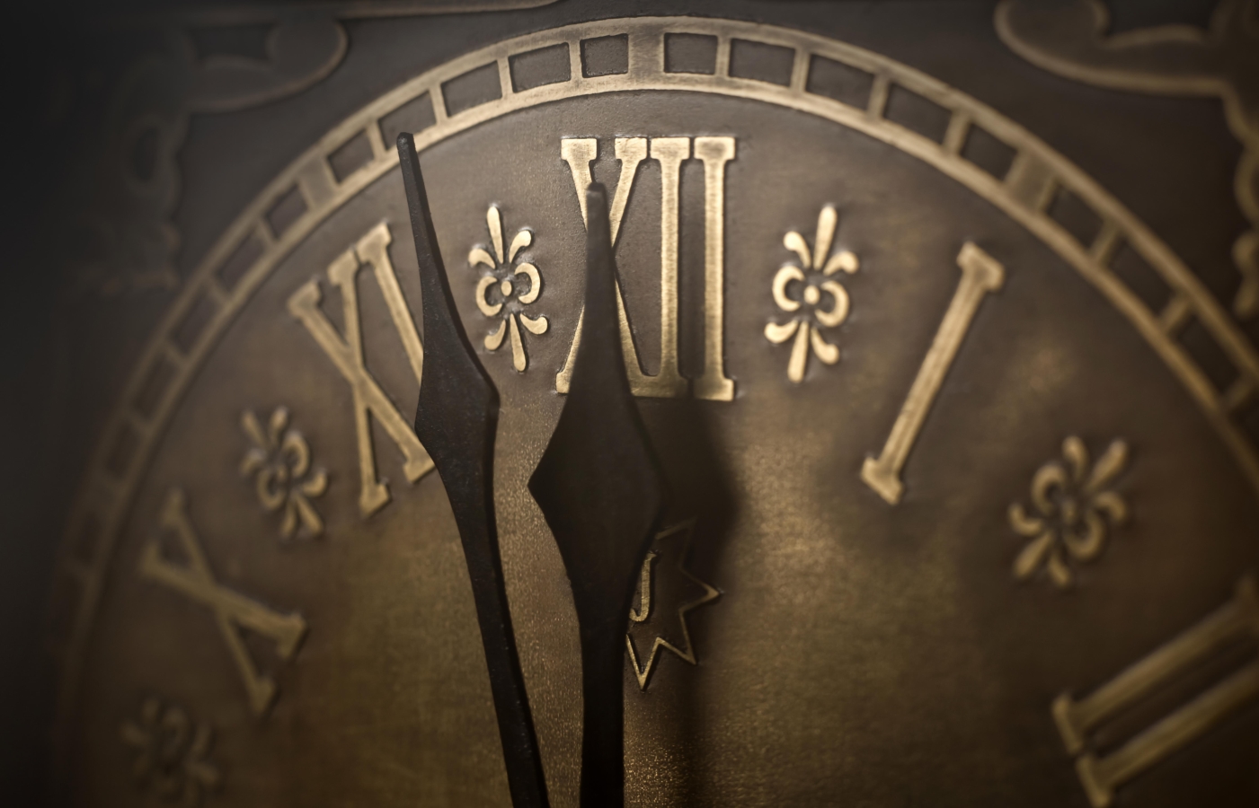 Edson Glauber - Three Minutes Left on God's Clock – Countdown to the ...